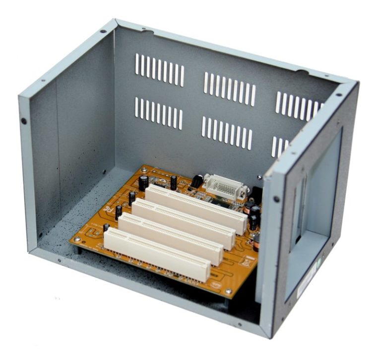 1 Port PCI-e to 4X PCI Slot Expansion Enclosure - Coolgear